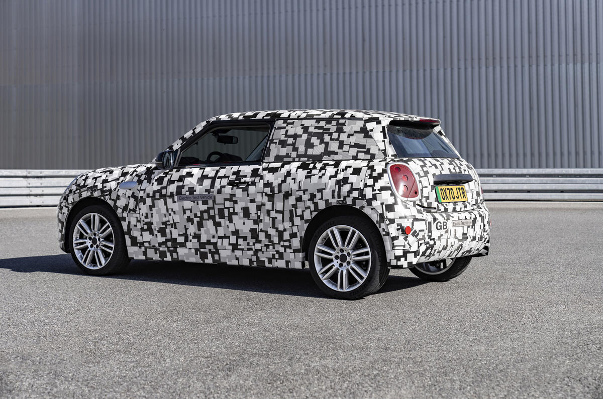 New 2023 Mini Electric hatch spotted winter testing | Autocar
