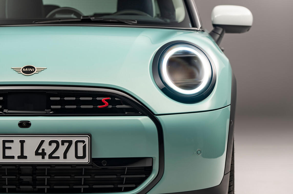 Petrol Mini Cooper brings 154bhp for £22k | Autocar