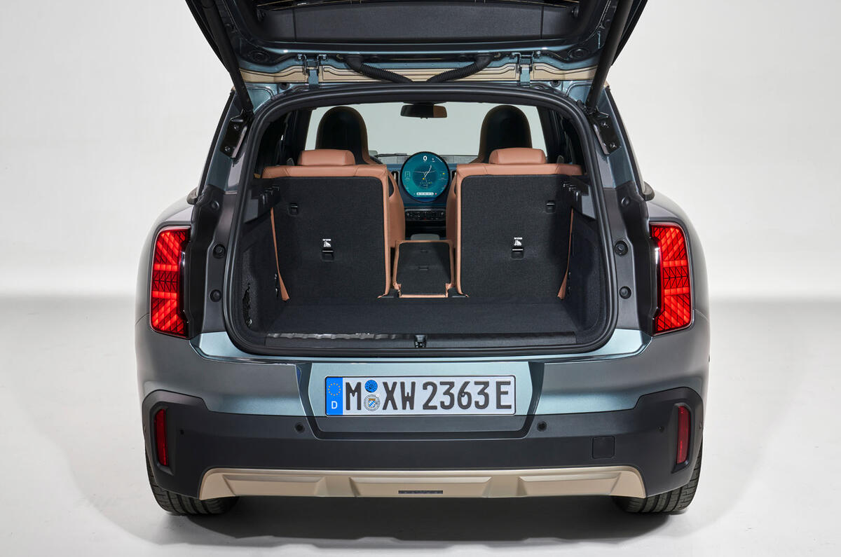 Mini Countryman gains 287-mile electric variant from £42,025 | Autocar