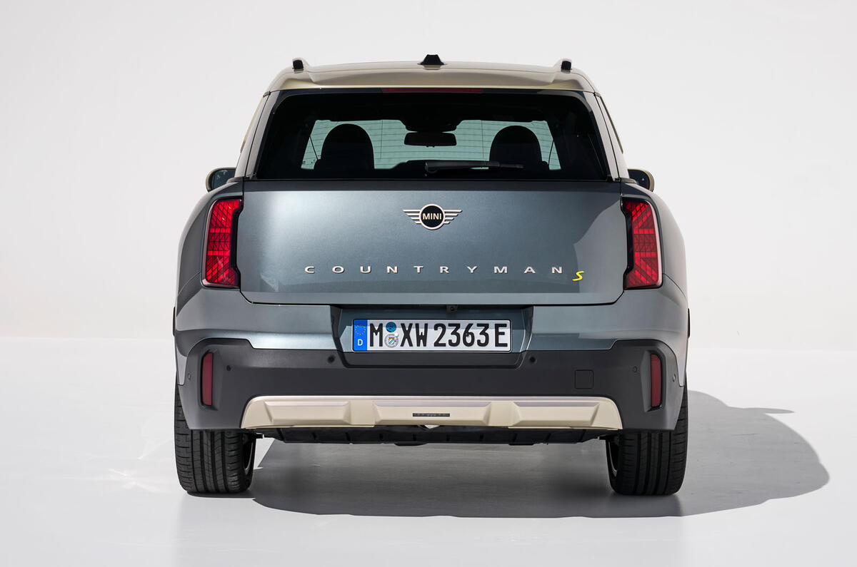 Mini Countryman gains 287-mile electric variant from £42,025 | Autocar