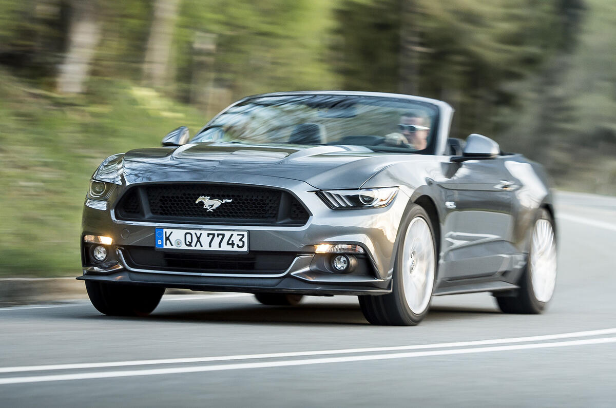 Ford Mustang 2015 Convertible Roadsterbag Ford Mustang VI Cabrio Ab