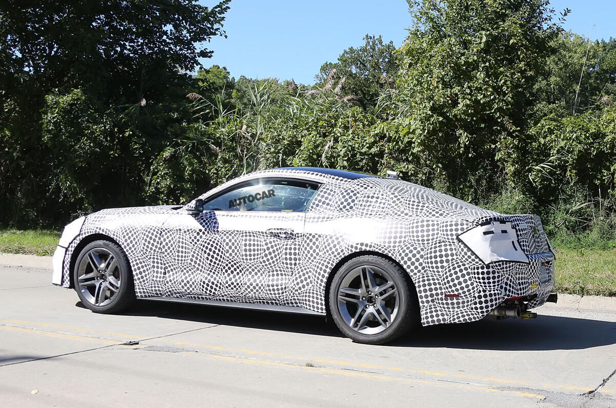 2018 Ford Mustang facelift to gain 10-speed automatic gearbox option ...