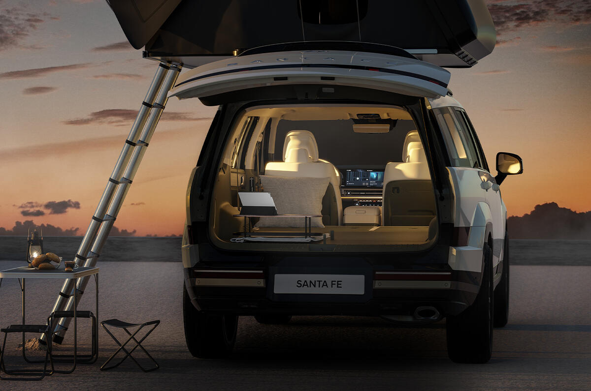 Next-Gen Hyundai Santa Fe Revealed with dramatic styling overhaul | VW ...