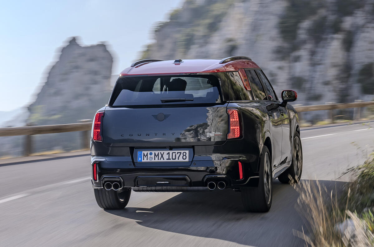 Hot new Mini Countryman rivals VW T-Roc R with 296bhp | Autocar