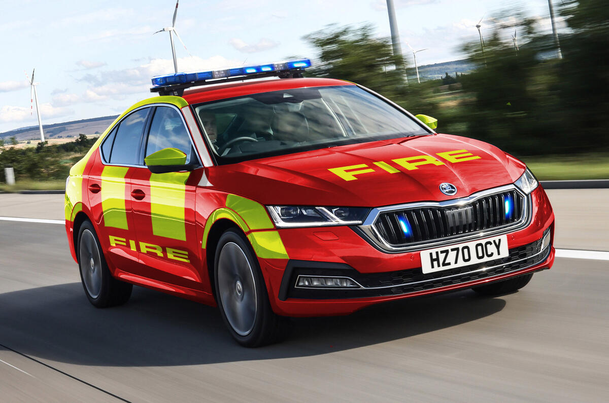 Skoda configures iV plug-in hybrids for UK emergency services | Autocar