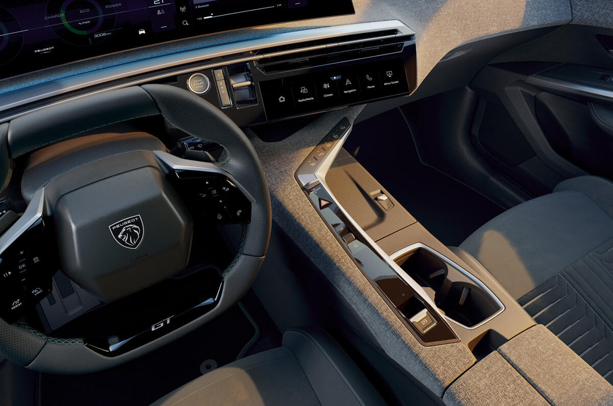 New 2024 Peugeot e-3008 brings new i-Cockpit interior | Autocar