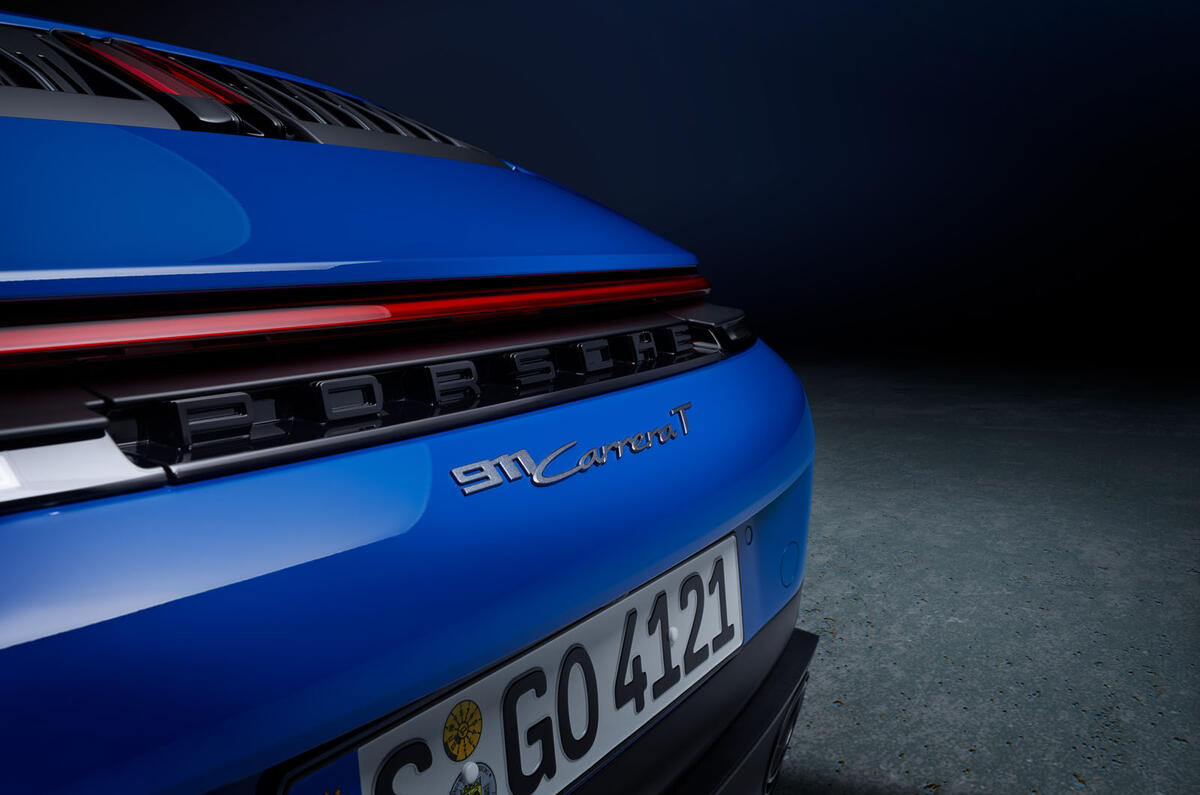 Porsche 911 Carrera T returns with 389bhp for £111k | Autocar