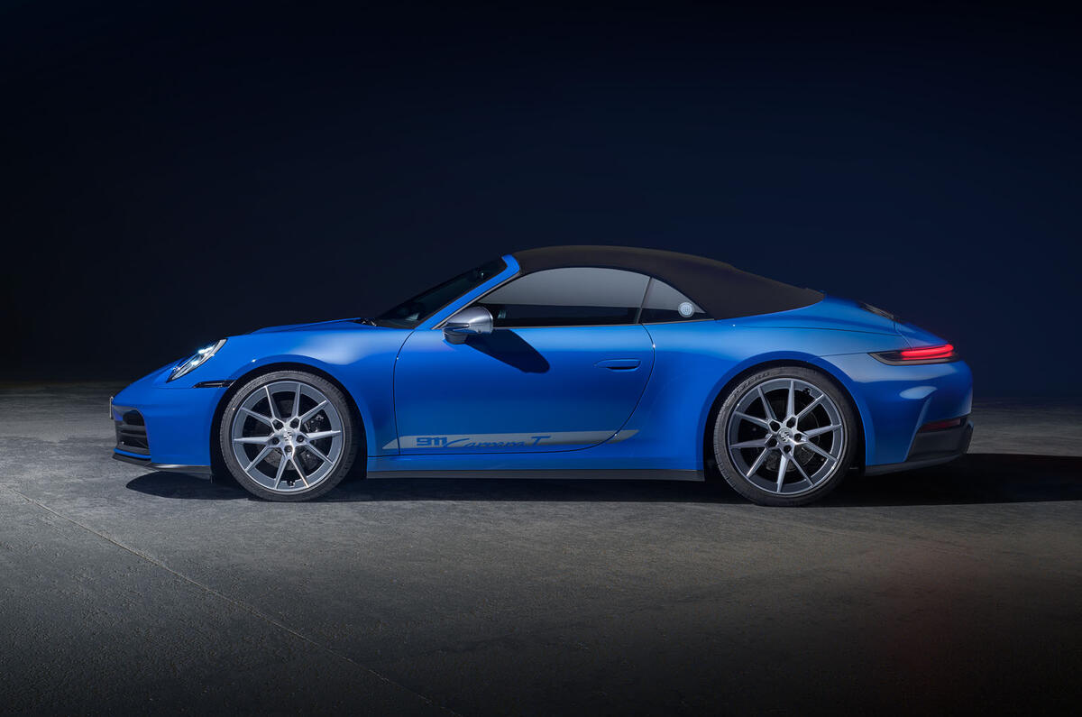 Porsche 911 Carrera T returns with 389bhp for £111k | Autocar