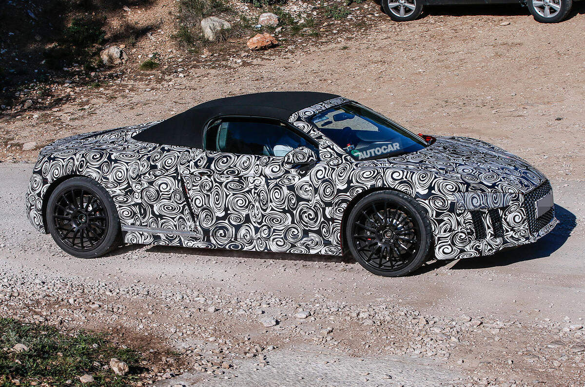 2017 Audi R8 Spyder spotted - latest pictures | Autocar