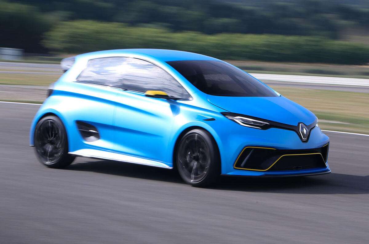 456bhp Renault Zoe e-sport driven flat out on track | Autocar