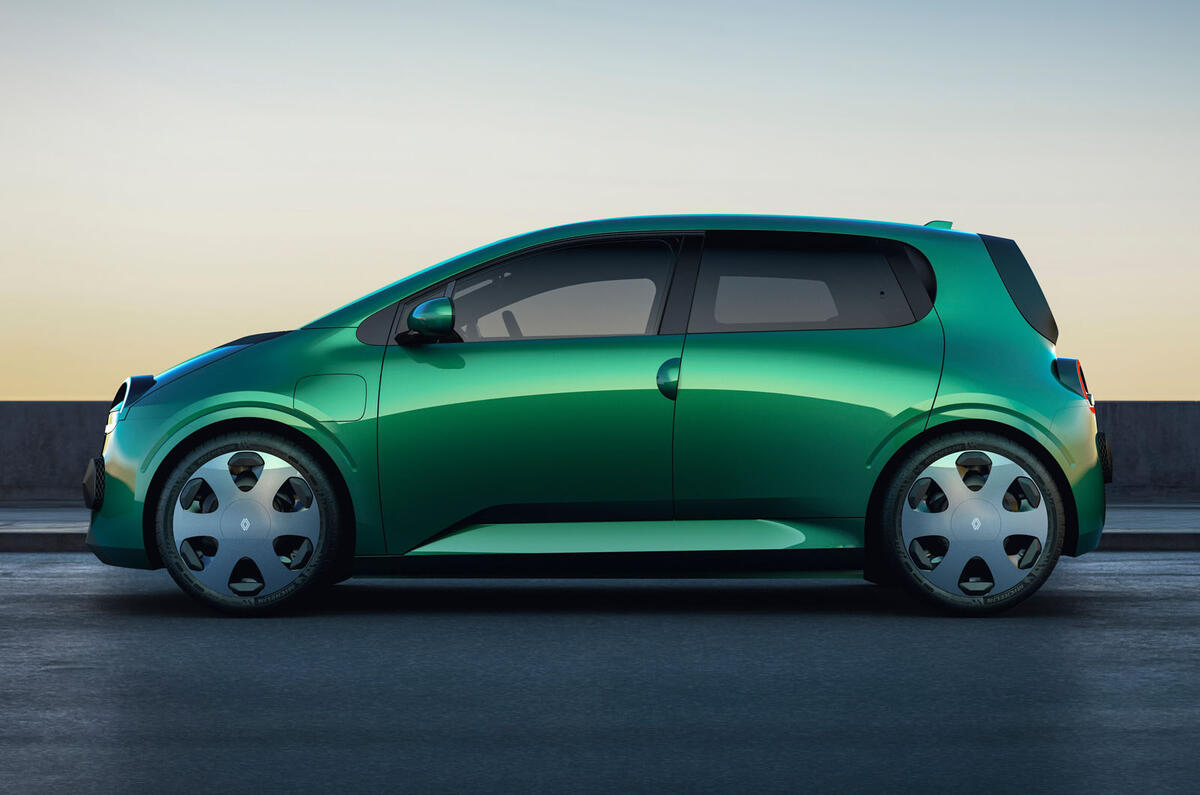 Renault will not 'force' Twingo into UK dealers to boost EV sales mix ...