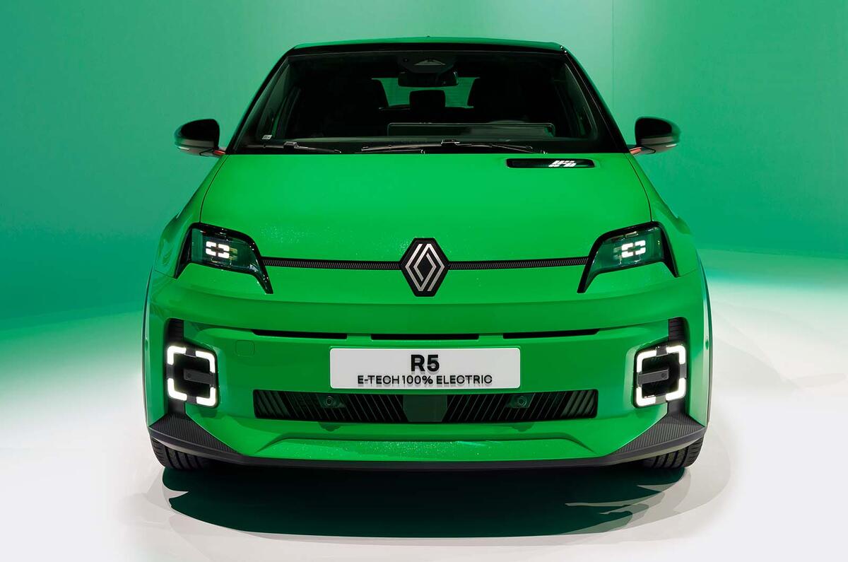 Reborn Renault 5 undercuts rivals with £22,995 starting price | Autocar