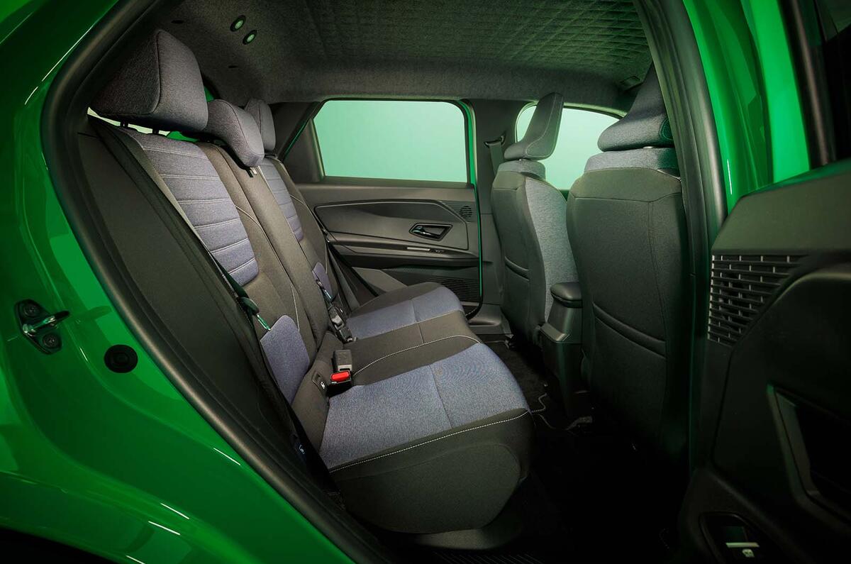 Reborn Renault 5 undercuts rivals with £22,995 starting price | Autocar