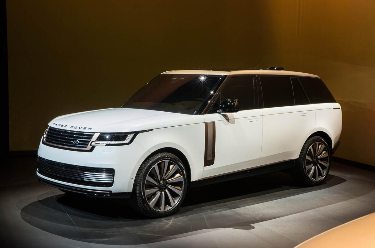 New 2022 Range Rover makes motor show debut in California | Autocar