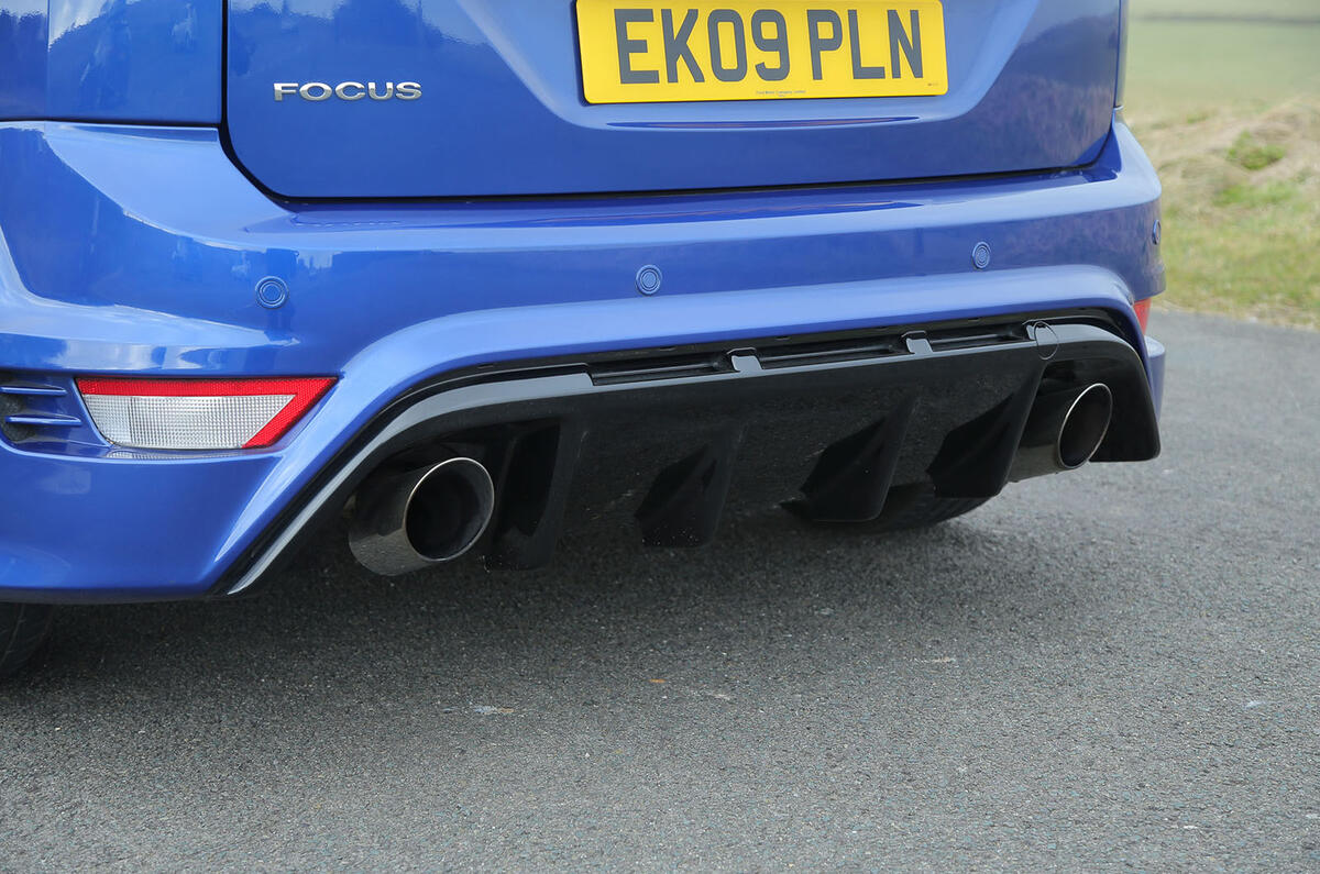 Ford Focus RS Mk1 and Mk2 driven - former glories | Autocar