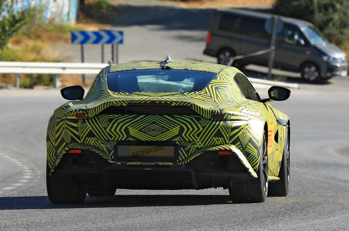 2018 Aston Martin Vantage first image shows new tail-light design ...