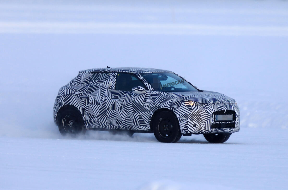 New DS 3 Crossback revealed with petrol, diesel and electric power ...