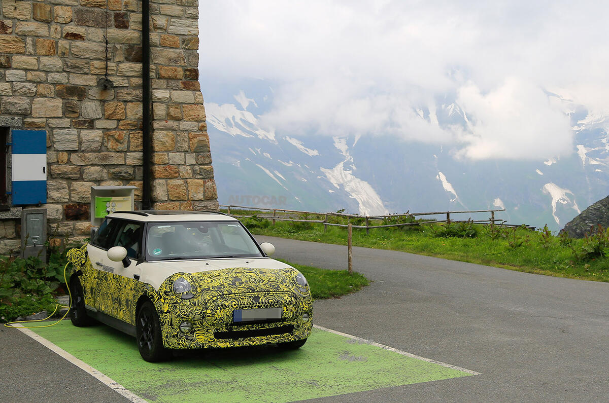 2019 Mini Electric: first official pictures | Autocar