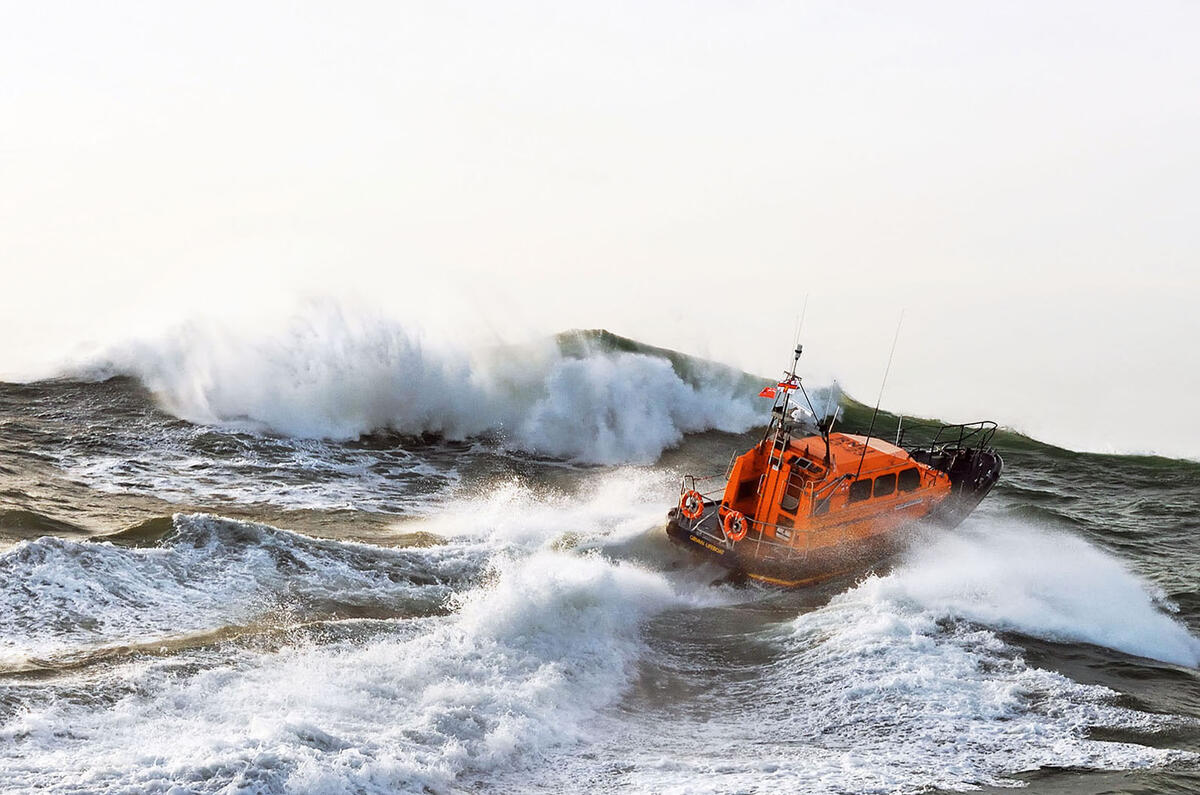 Christmas road test: RNLI Shannon Lifeboat review | Autocar