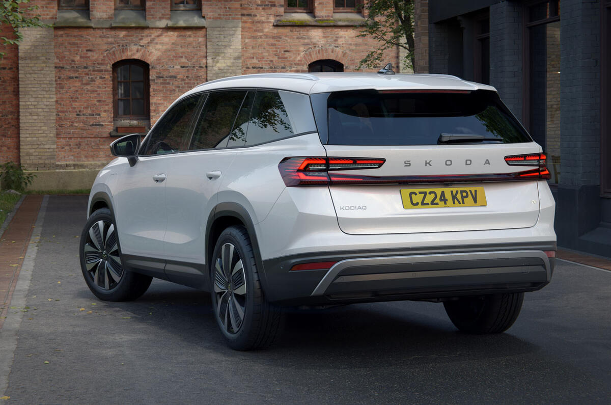 Skoda Kodiaq PHEV brings 75-mile electric range for £41,935 | Autocar