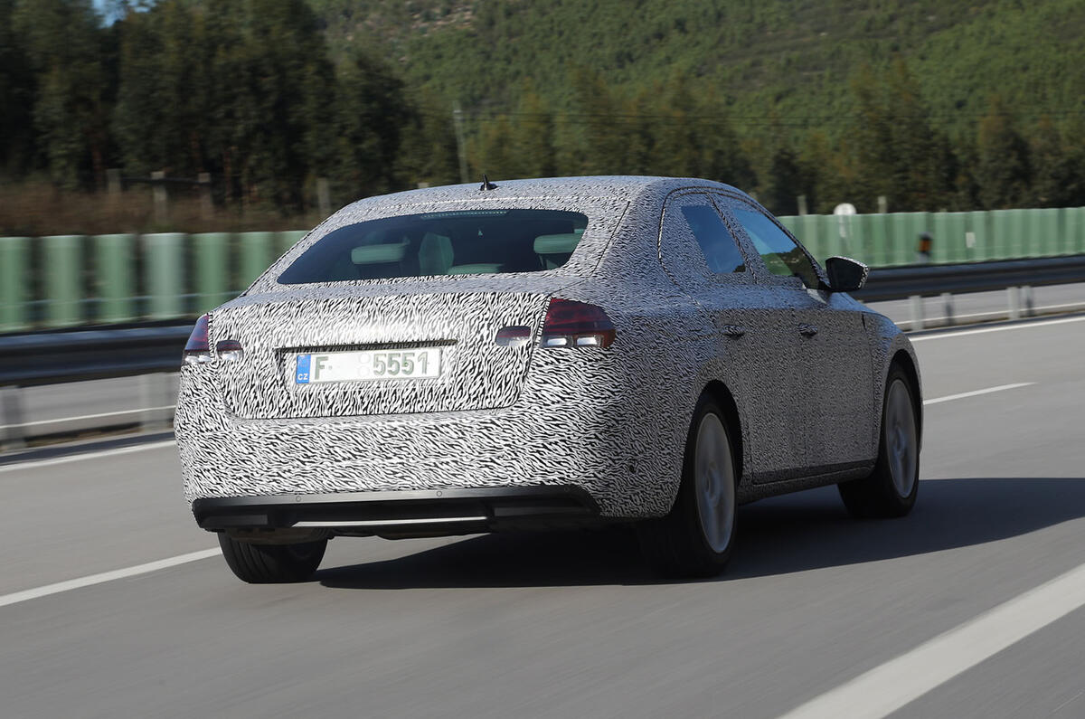 2015 Skoda Superb priced from £18,640 to £34,740 | Autocar