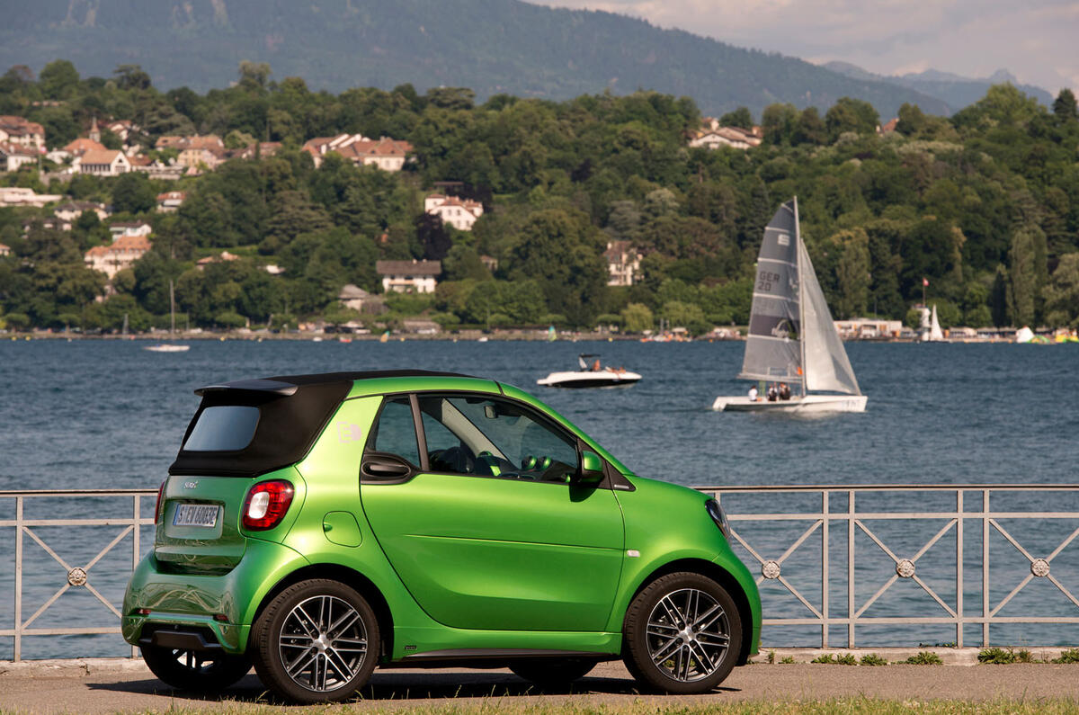 Smart Fortwo Cabriolet Electric Drive 2017 review | Autocar