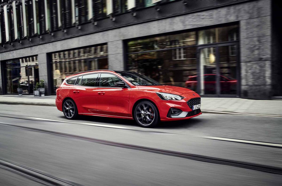 New Ford Focus ST estate loads up at Goodwood | Autocar