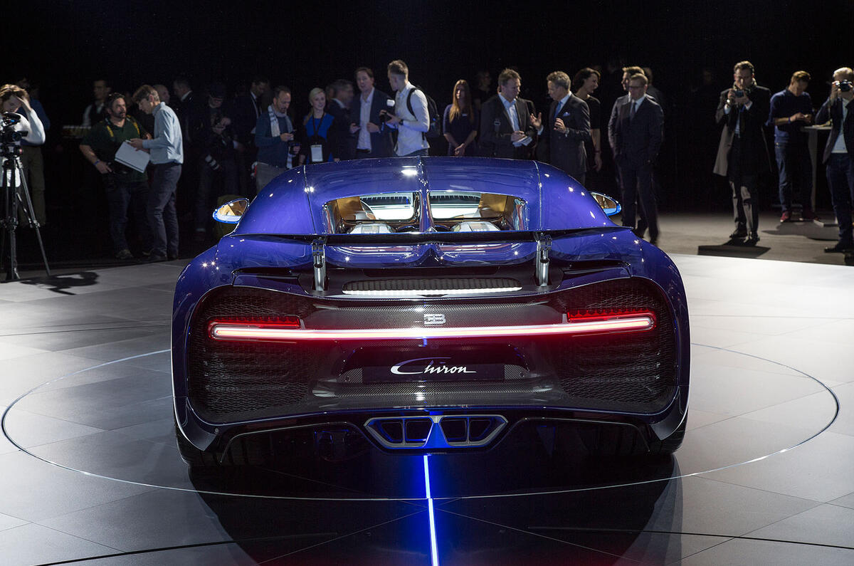 2016 Bugatti Chiron - every detail on the Veyron's 260mph+ successor ...