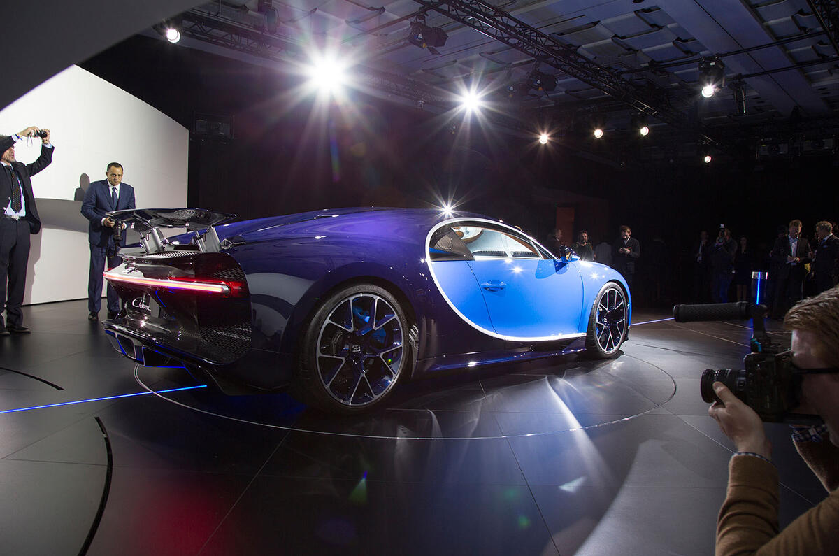 2016 Bugatti Chiron - every detail on the Veyron's 260mph+ successor ...