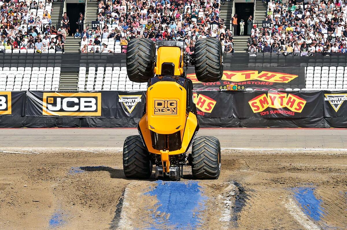The wildest digger ever: meet JCB's 1479bhp monster truck | Autocar