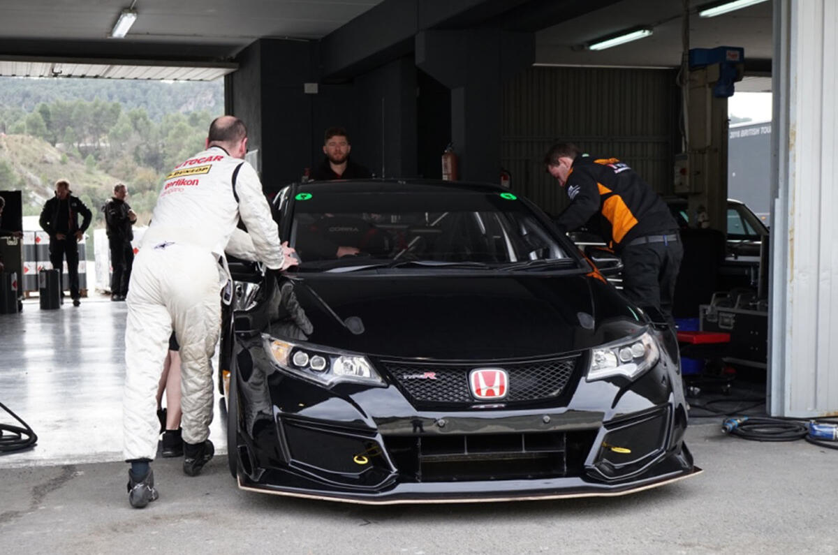2017 BTCC: driving Honda's 360bhp Civic Type R racer | Autocar