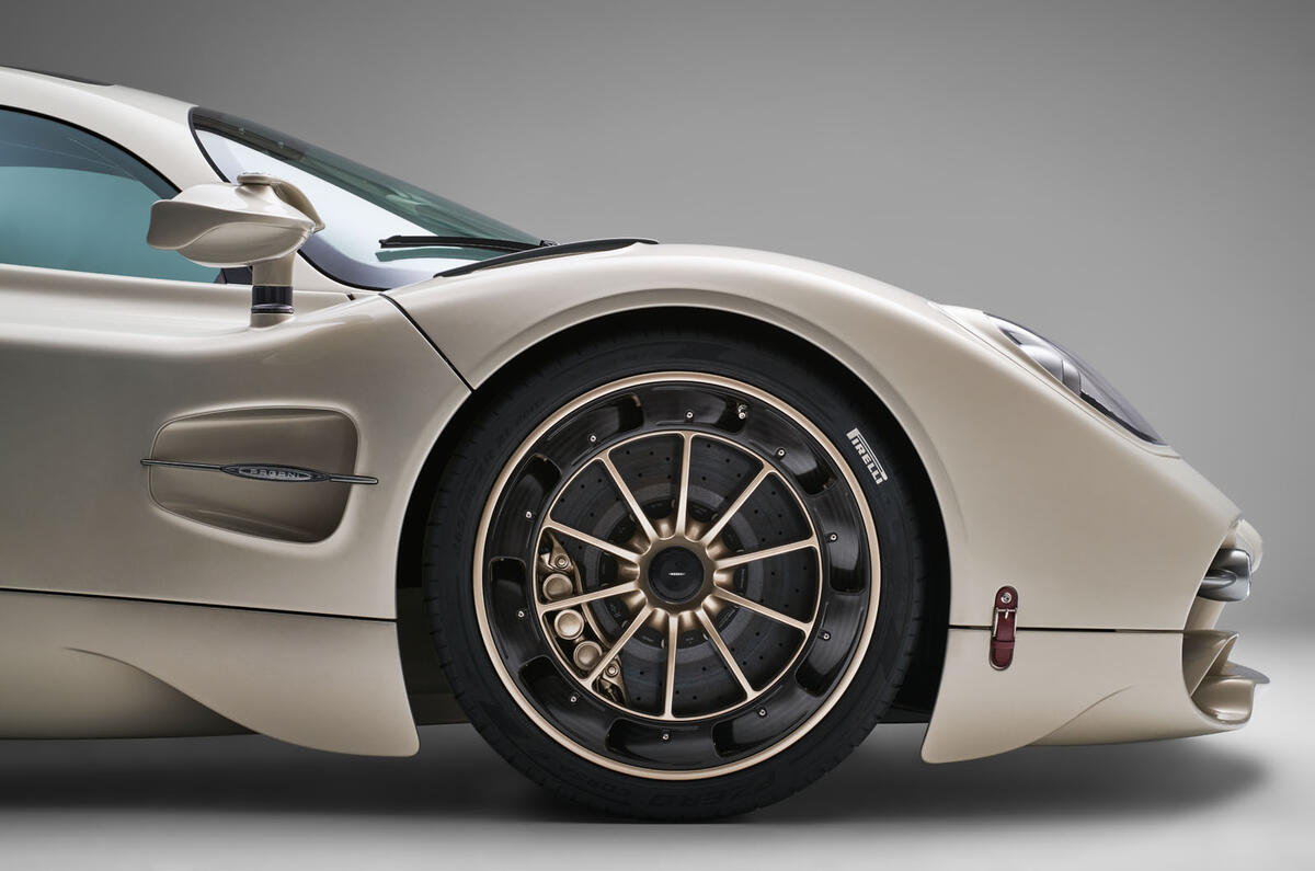 Pagani Utopia is manual 864bhp V12 hypercar | Autocar