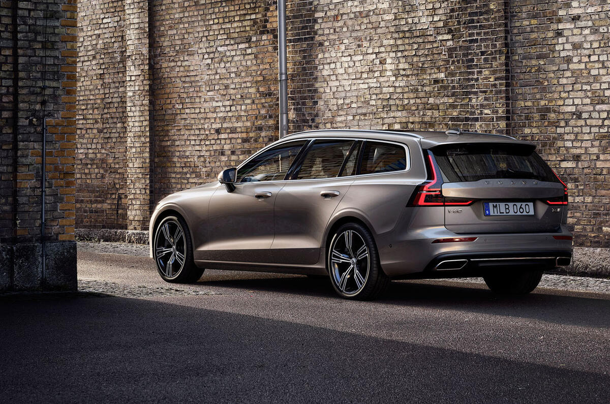 Volvo V60 estate priced from £31,810 | Autocar
