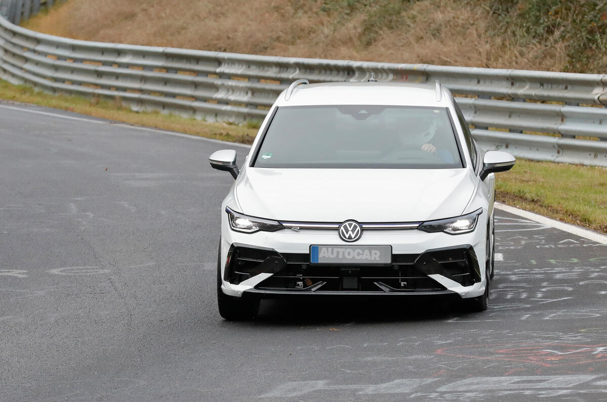 New Volkswagen Golf R to launch as 329bhp mega-hatch | Autocar