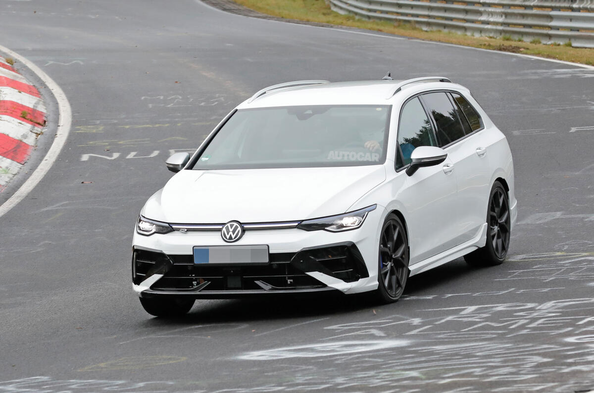 New Volkswagen Golf R to launch as 329bhp mega-hatch | Autocar