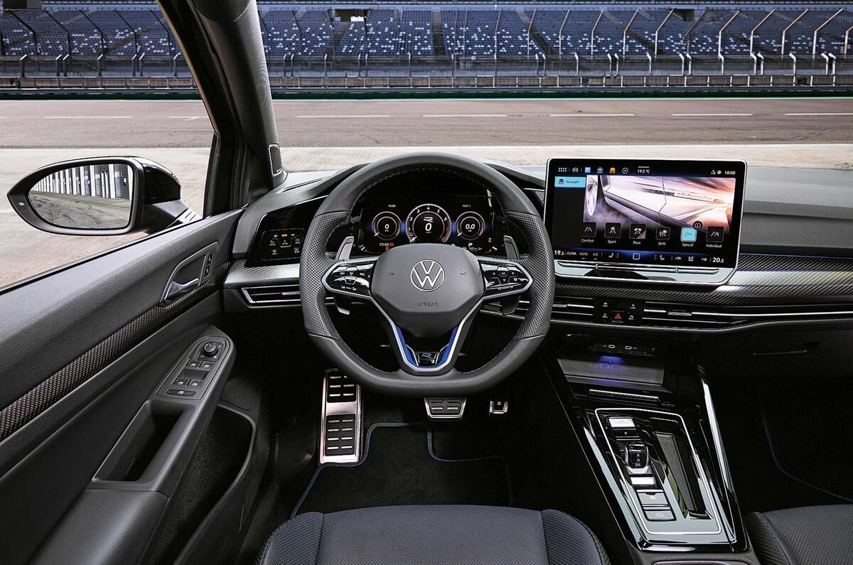 New Volkswagen Golf R brings 329bhp for £43,320 | Autocar