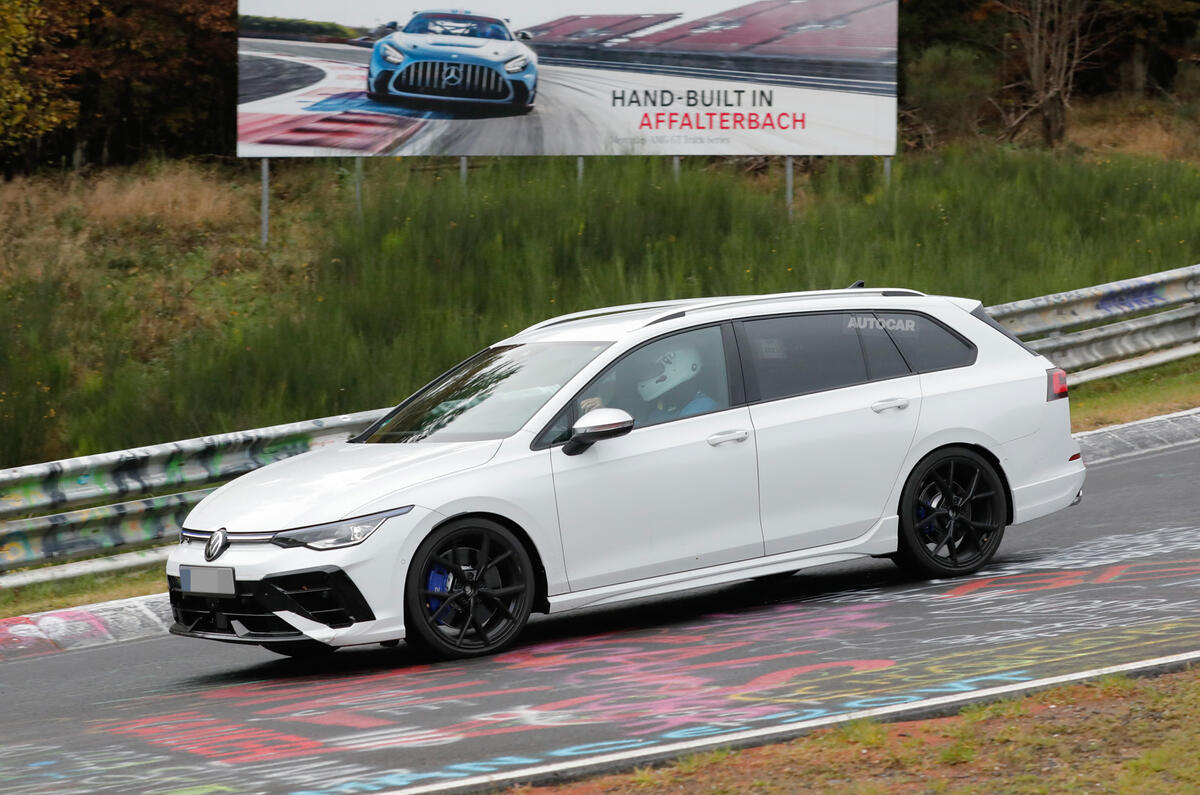 New Volkswagen Golf R to launch as 329bhp mega-hatch | Autocar