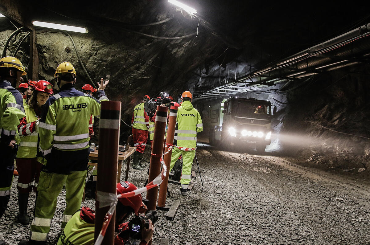 Volvo tests self-driving truck in an underground mine | Autocar