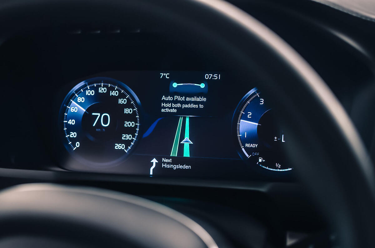 Volvo showcases autonomous driving software ahead of public trials ...