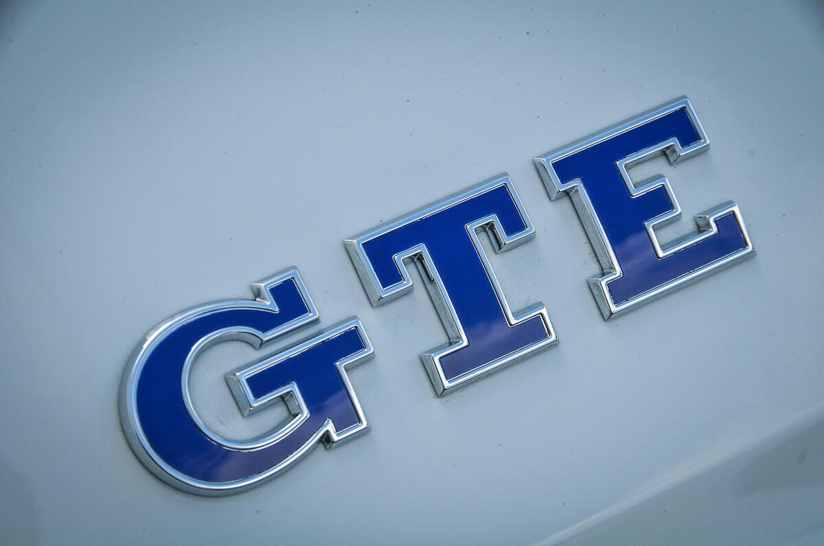 Volkswagen Golf GTE Advance 2017 first drive | Autocar