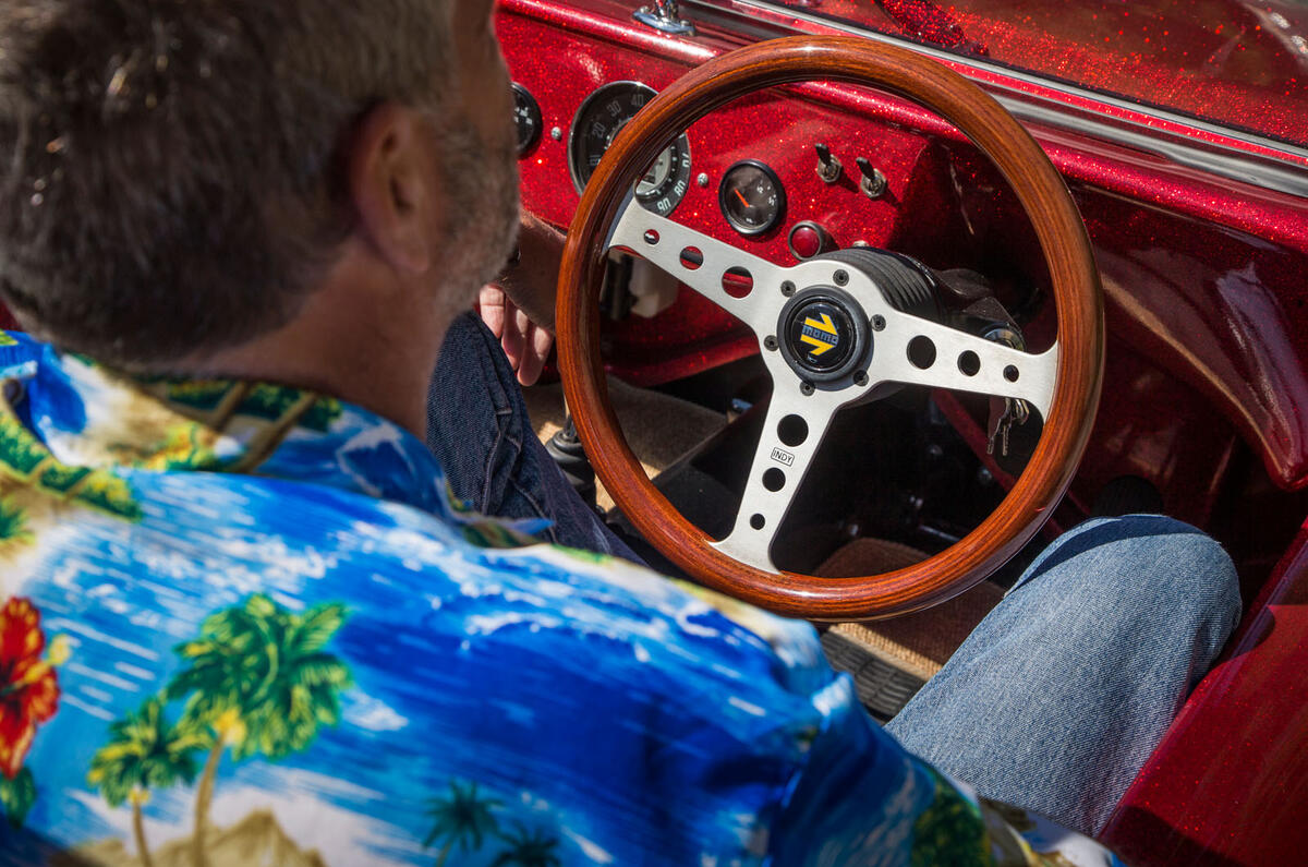 Turning a VW Beetle into a beach buggy for £1250 | Autocar