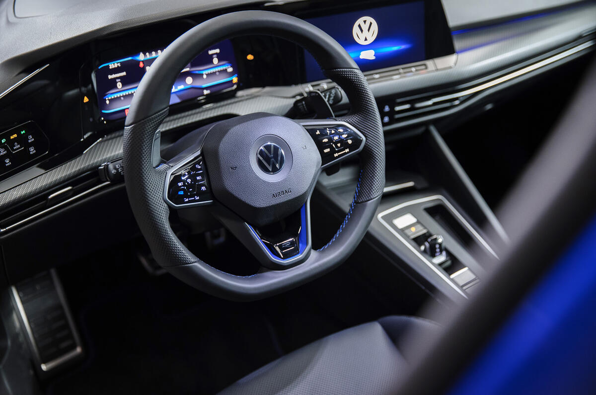 New Volkswagen Golf R brings 316bhp, costs £39,270 | Autocar
