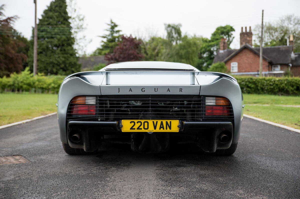 Past masters: Jaguar XJ220 review | Autocar
