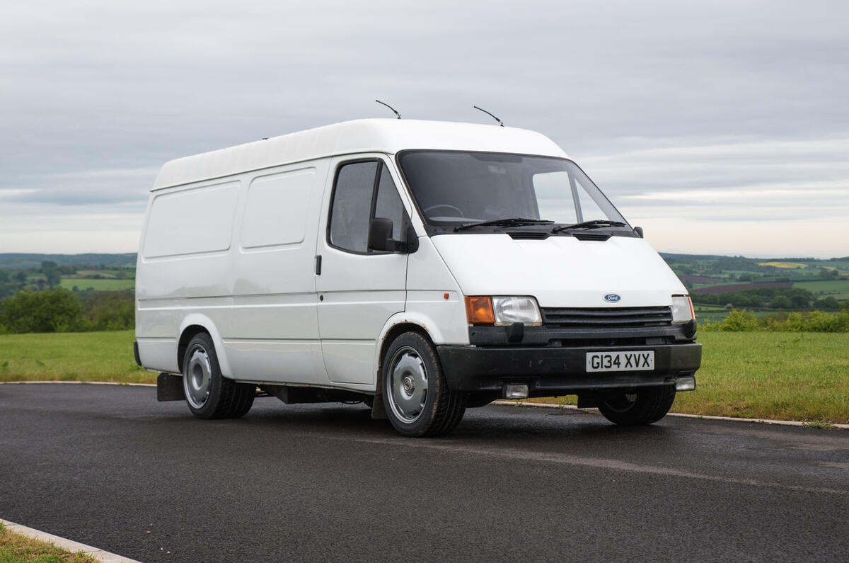 Past masters: Jaguar XJ220 review | Autocar