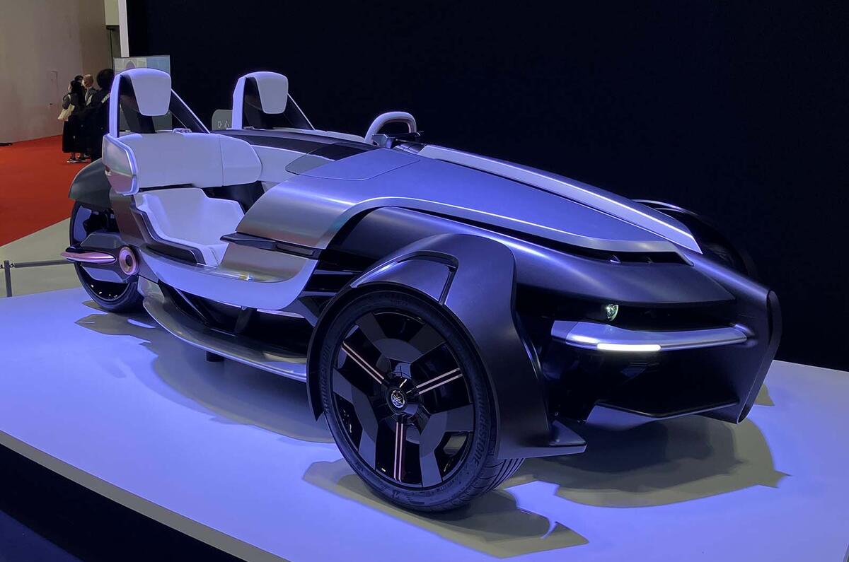 Yamaha brings three-wheel sports car and hydrogen buggy to Tokyo | Autocar