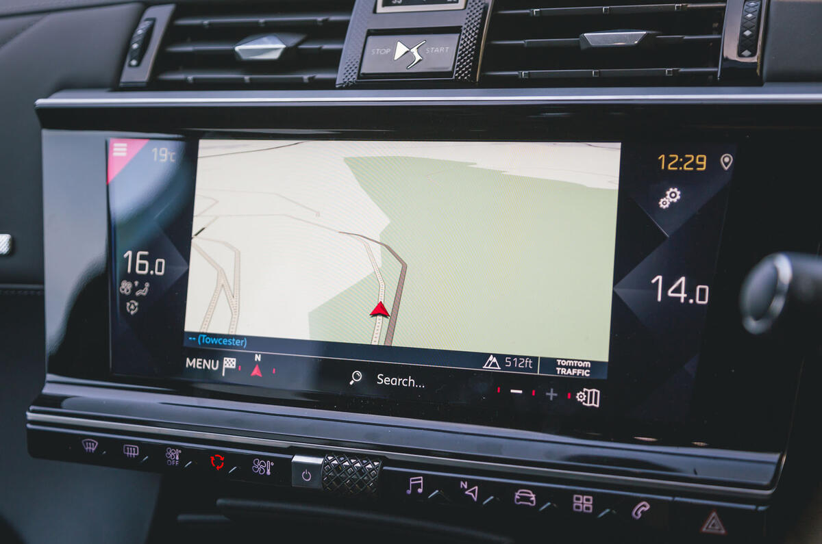 DS 7 Crossback BlueHDI 130 Prestige 2019 long-term review - five months ...