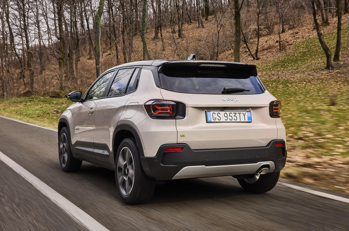 Jeep Avenger Review 2025, Price & Specs | Autocar