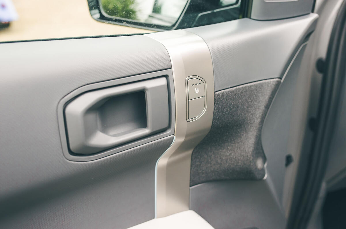 Kia EV3 Review 2025, Price & Specs | Autocar