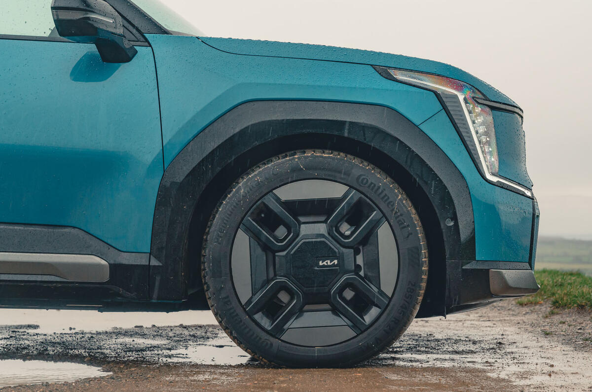 Kia EV9 Review 2025, Price & Specs | Autocar