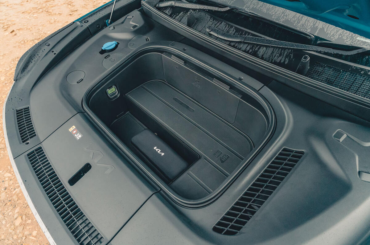 Kia EV9 Review 2025, Price & Specs | Autocar